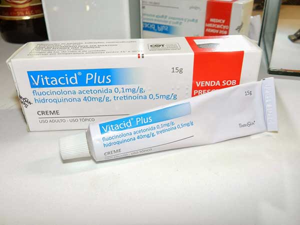 Tretinoína: Usos, Benefícios, Cuidados e Efeitos Colaterais [GUIA]